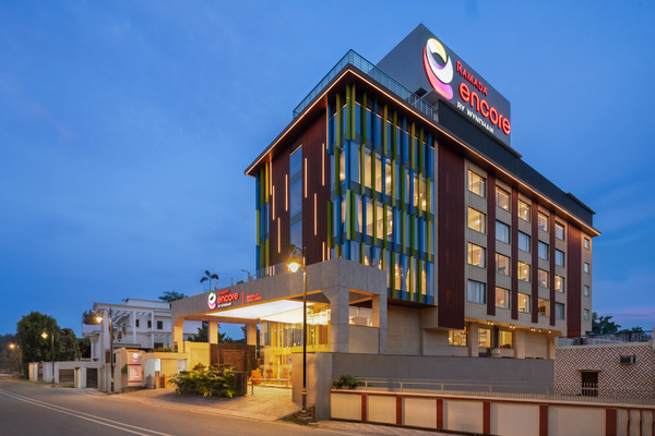 Check into Luxury & Comfort like 5 star hotels in Bareilly